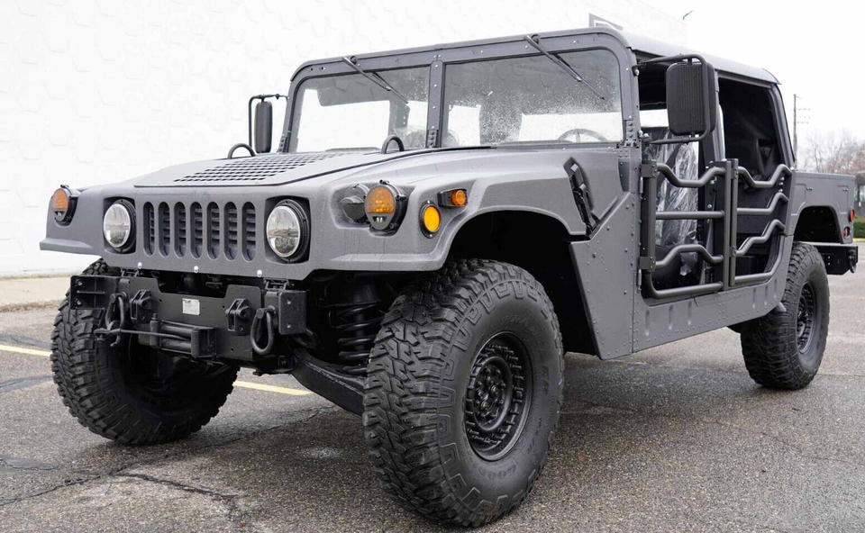 New Black LED Front Amber Turn Signal Parking lights 24V for Humvee ...