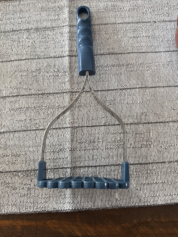 VTG Bonny USA Handheld Potato Masher With Ergonomic Handle MCM Blue | eBay