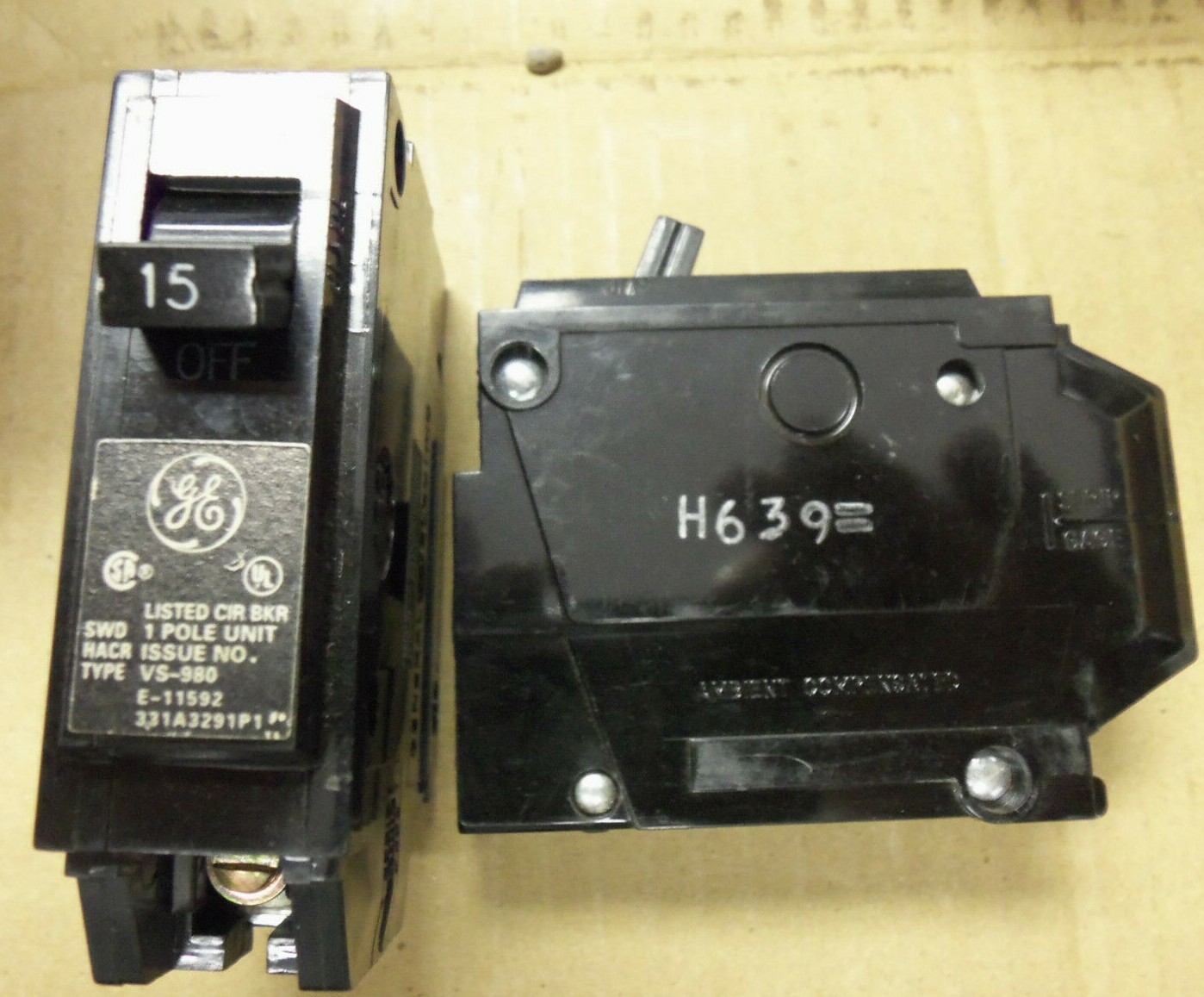 NEW GE THQL THQL1115 1 POLE 15 AMP 120/240V BLACK/STICKER CIRCUIT ...