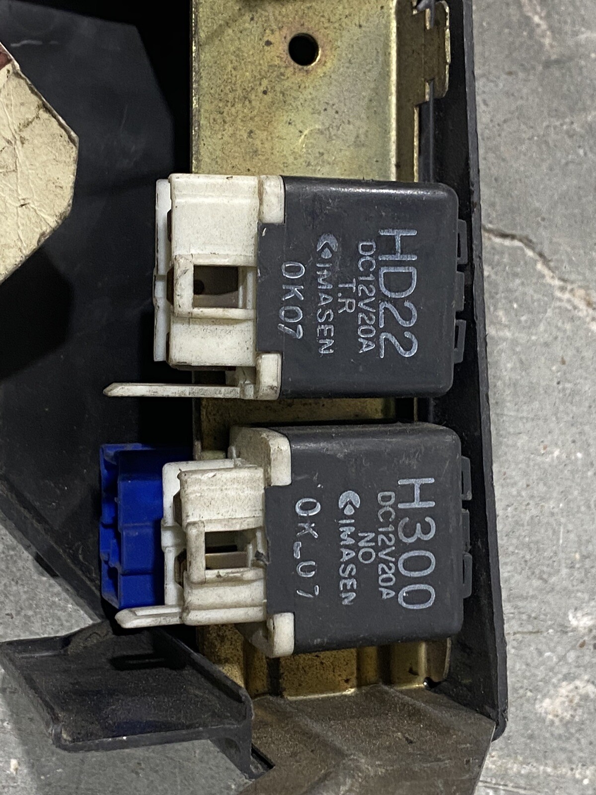 90-97 MX5 MIATA FUSE BOX RELAY AUTO HD22 H300 1.6L ENGINE CAR MAIN DASH ...