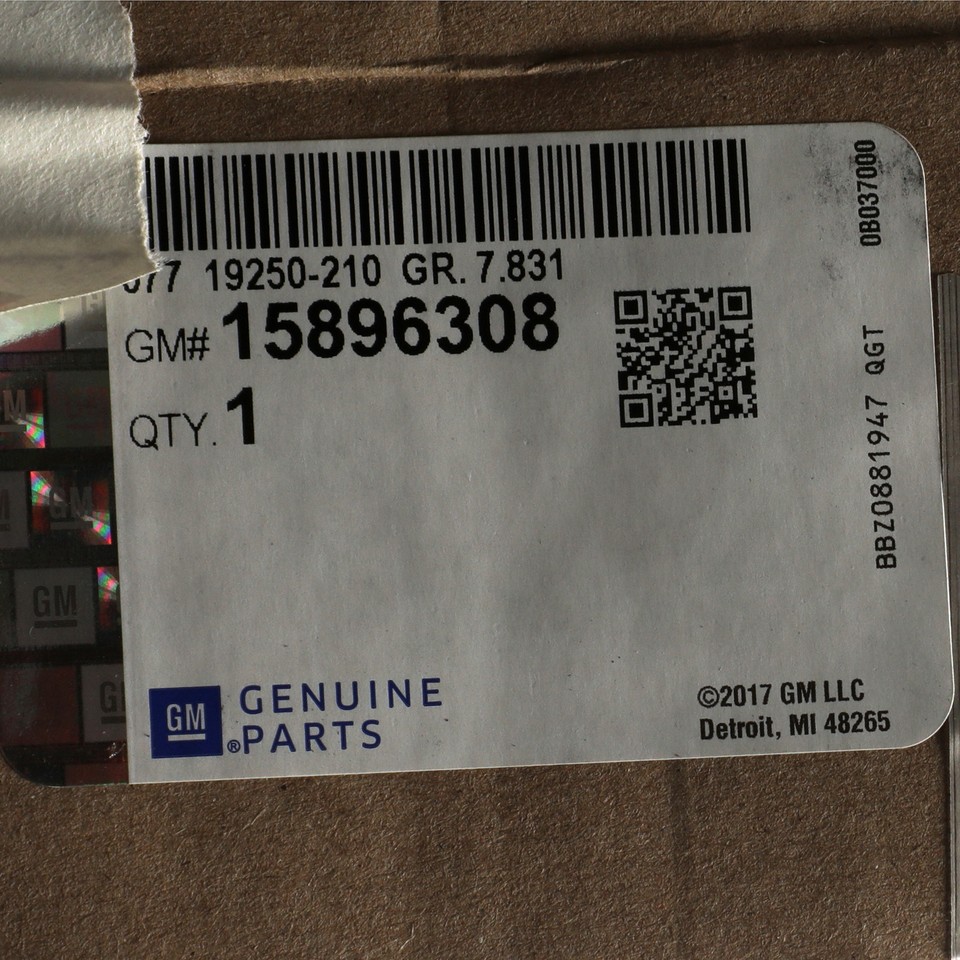 OEM NEW Front Bumper Upper Retainer Bracket 05-13 Chevrolet Corvette ...