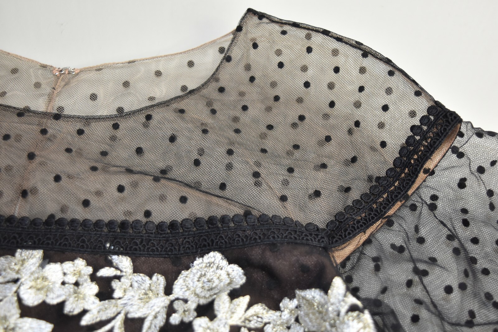 $1095 NEW Marchesa Notte Sheer Sleeve Gold Embroidered Gown Black Dress ...