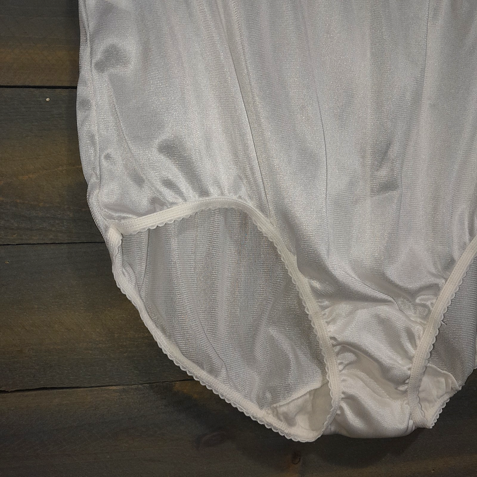 Warners Granny Brief Panty 8 White Shiny Sissy Lace Trim Mushroom ...