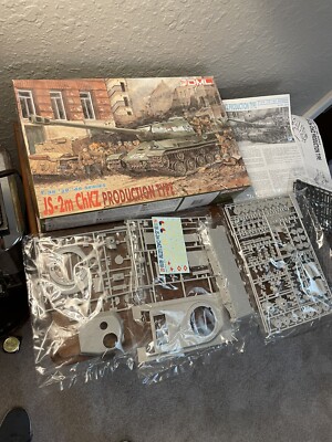 DML model kit JS-2m ChKZ Production type tank 1993 model kit Dragon ...