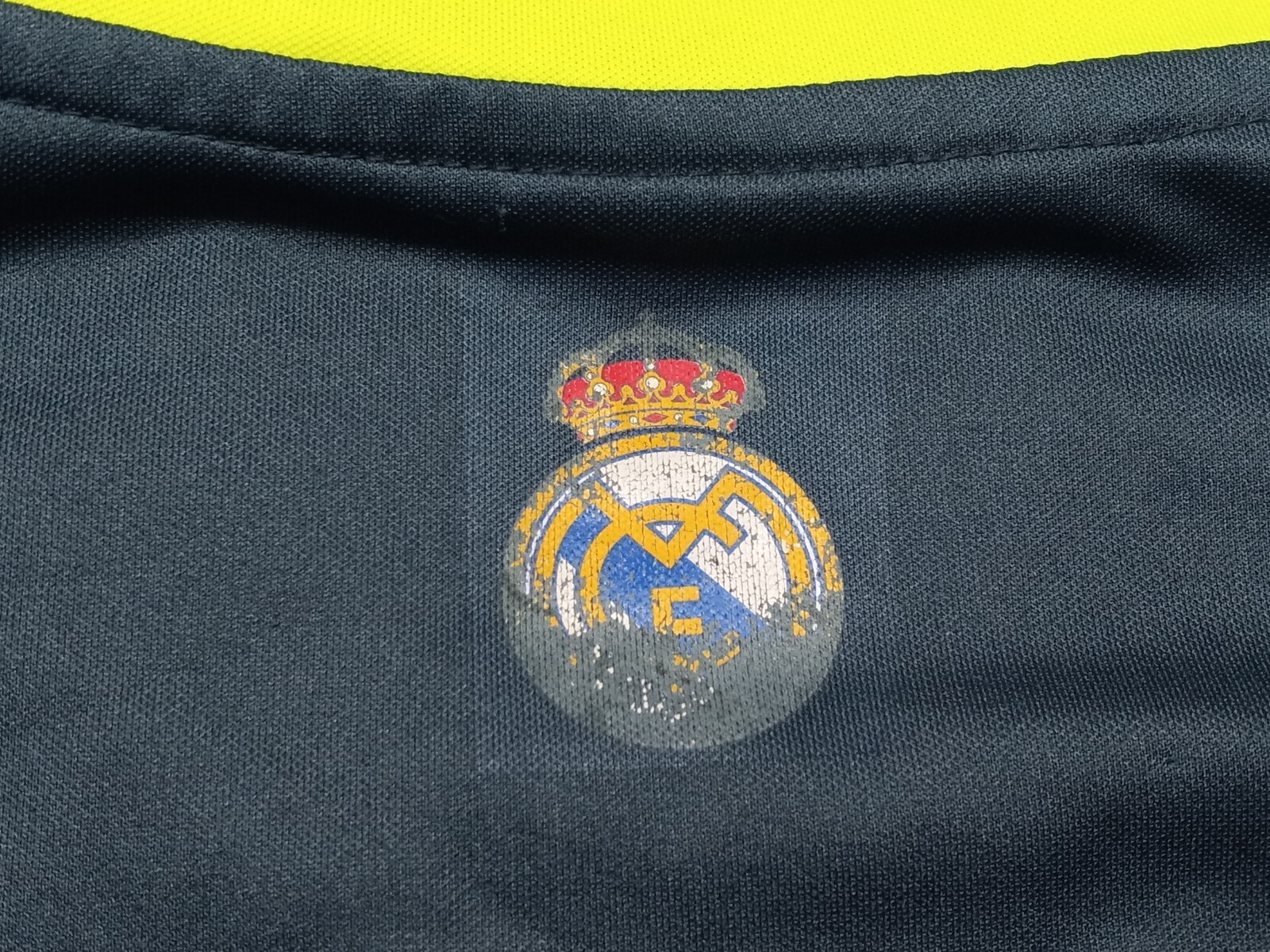 Real Madrid MCF Soccer Jersey Size Medium Gray/Green Short Sleeve | eBay