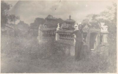 Vietnam - SAIGON - Annamite Tomb - REAL PHOTO POSTCARD 1920s' - Publ. D ...