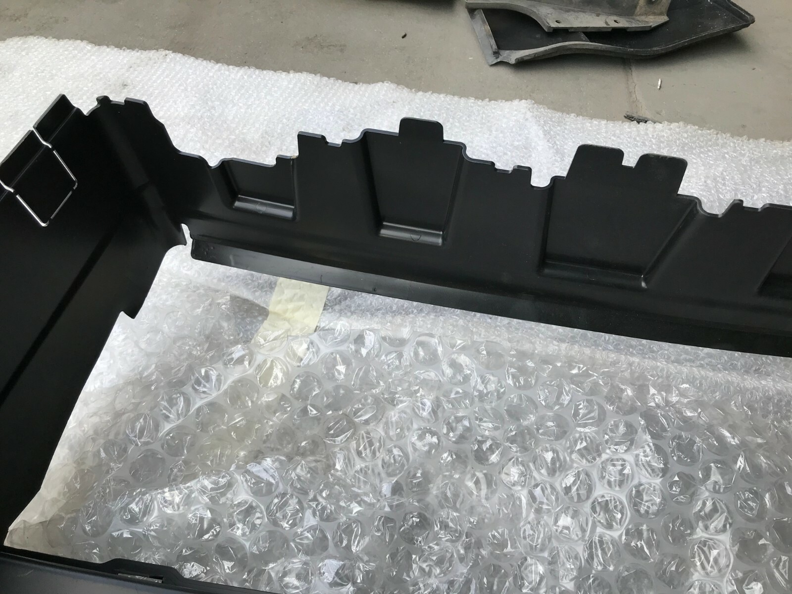 13-19 Land Rover Range Sport L494 Front Deflector Air Duct LR033397 OEM ...