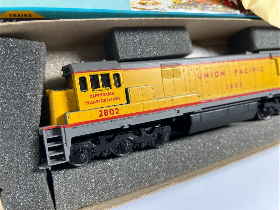 Athearn HO Scale 3422 Union Pacific U28C Diesel Powered Locomotive 2802 ...