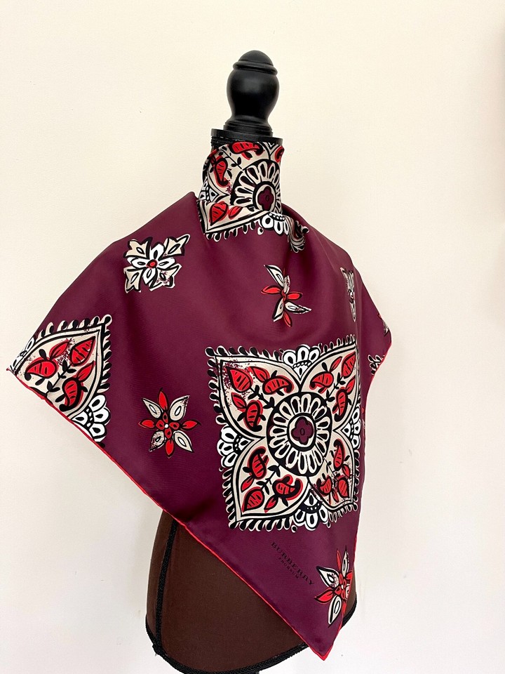 New Unisex Burberry Scarf Lucky Floral Print Burgundy Alhambra Flower ...