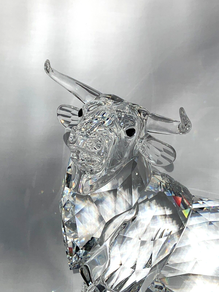 Swarovski Crystal Bull Figurine 2004 Numbered Limited Edition # 142/ ...