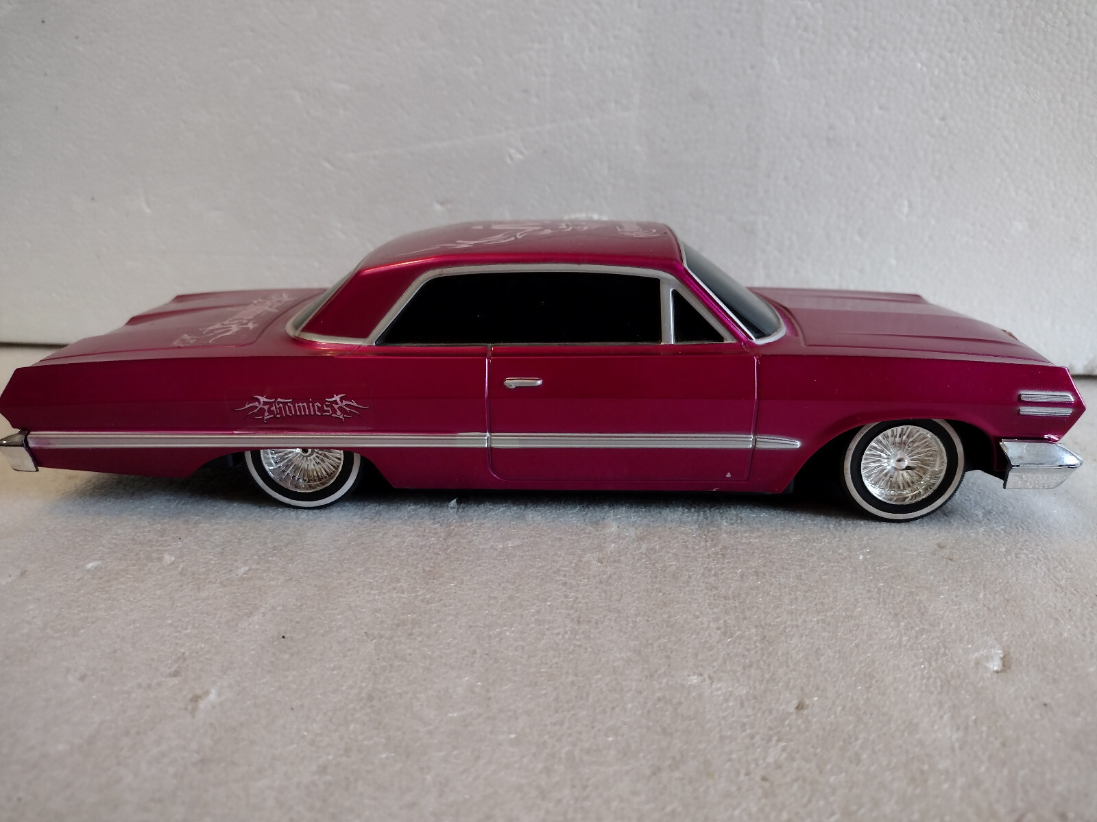 Lindberg 63 Impala Homie Hoppers Remote Control 1/18 Scale Works ...