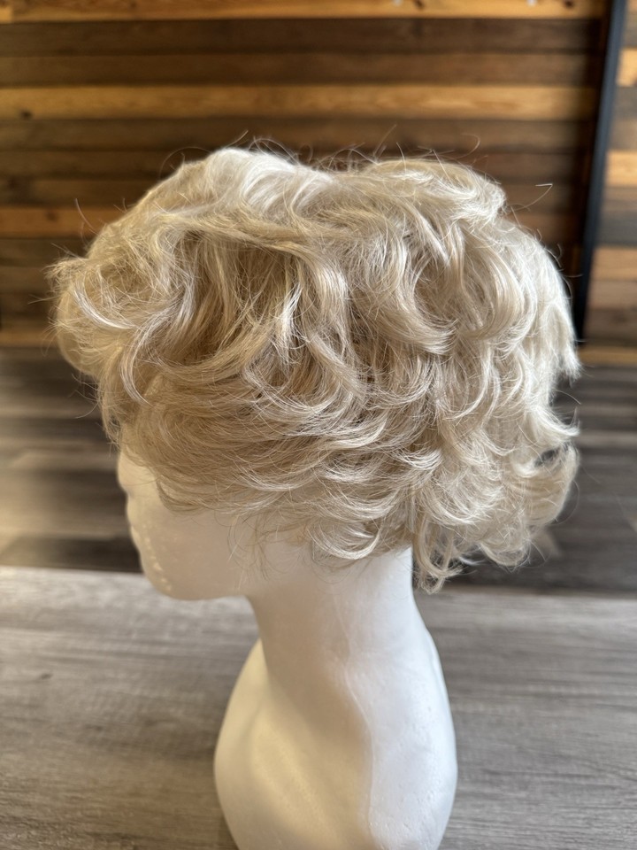 Noriko 1616 Sally Wig Creamy Blonde Pre-Owned | eBay