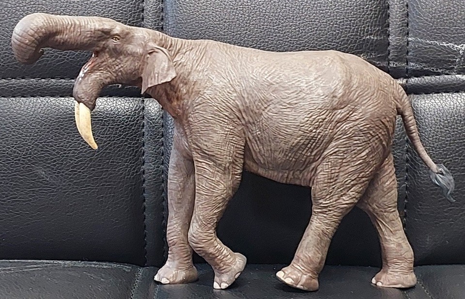 EOFAUNA MEGATUSKERS LOT 1 - STEGODON AND DEINOTHERIUM 1/35 SCALE ...