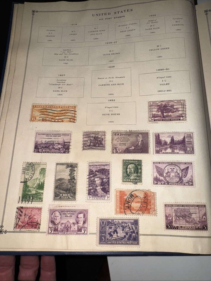 1935 SCOTT INTERNATIONAL JUNIOR STAMP ALBUM W OVER WORLDWIDE STAMPS US ...