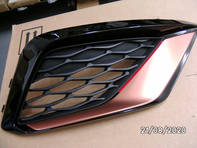 SEAT Leon (5F) Cupra R Grille Front Tuning Cover - 5F0071617 for sale ...