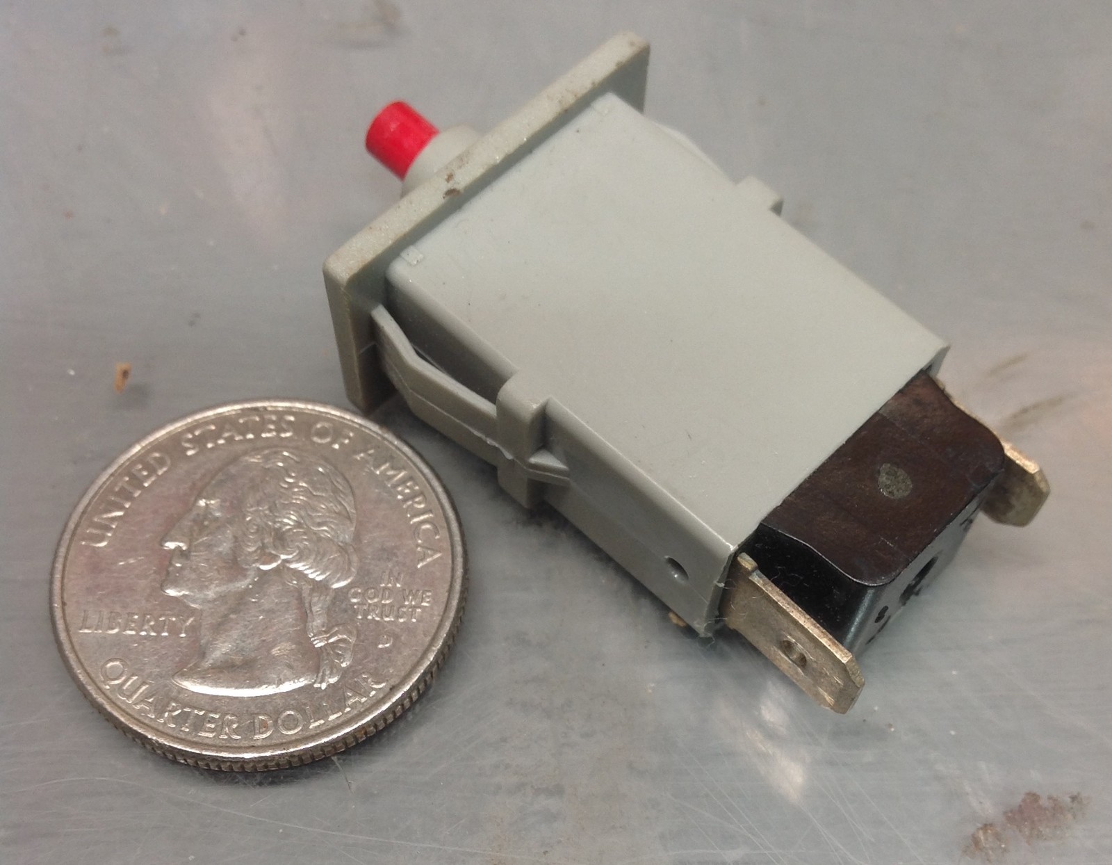 weber rectangle mini circuit breaker panel mount 611R 0.8A swiss made ...