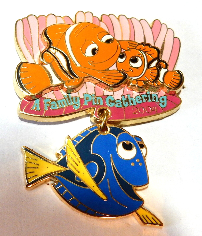 Disney Pin 32597 Marlin Nemo Dory Finding Nemo Family Pin Gathering LE ...