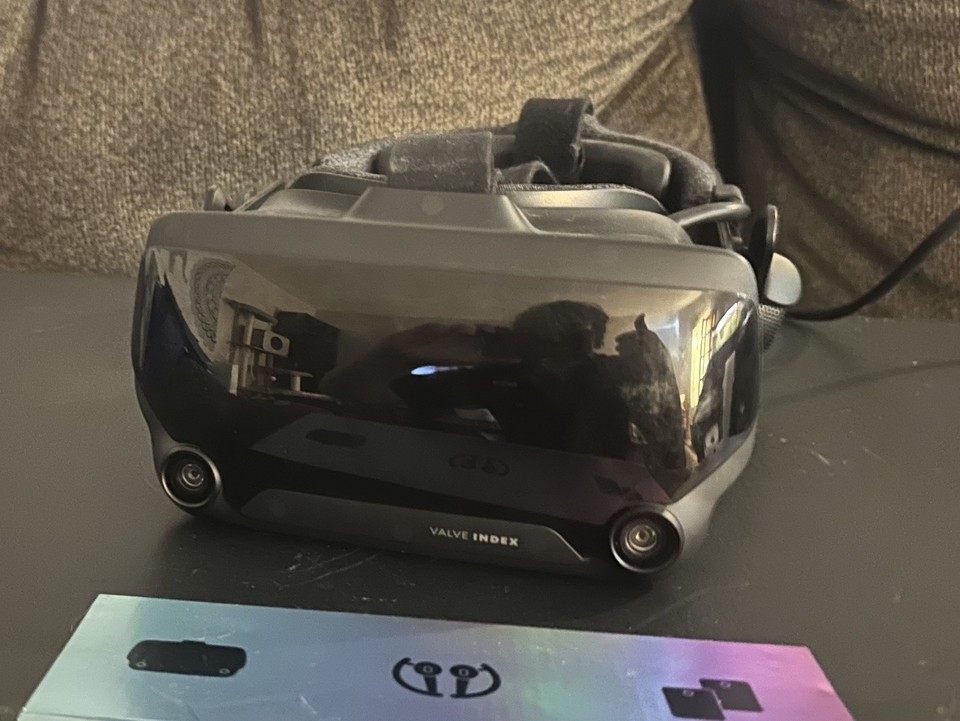 Complete Valve Index VR Headset Kit (w/ Controllers/2 Base Stations/USB ...