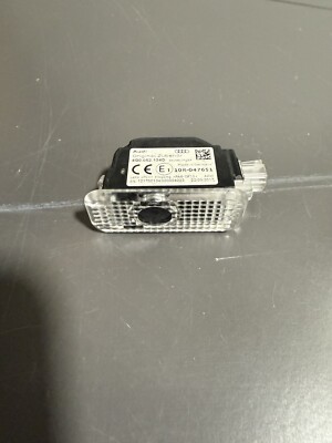 20-23 Audi Q7 SQ7 Rear Door Panel Courtesy Light Left Side 4G0-052-134 ...