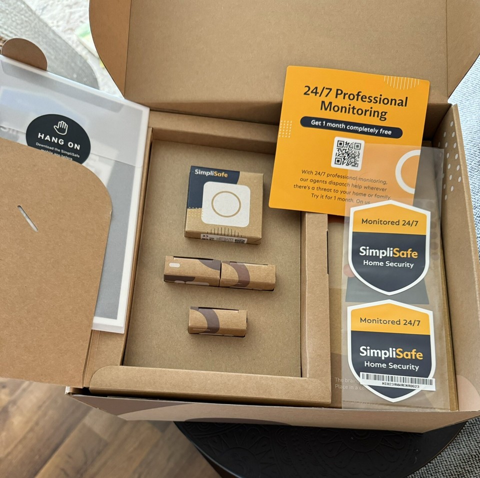 SimpliSafe 8 Piece Wireless Home Security System-Compatible -Alexa ...