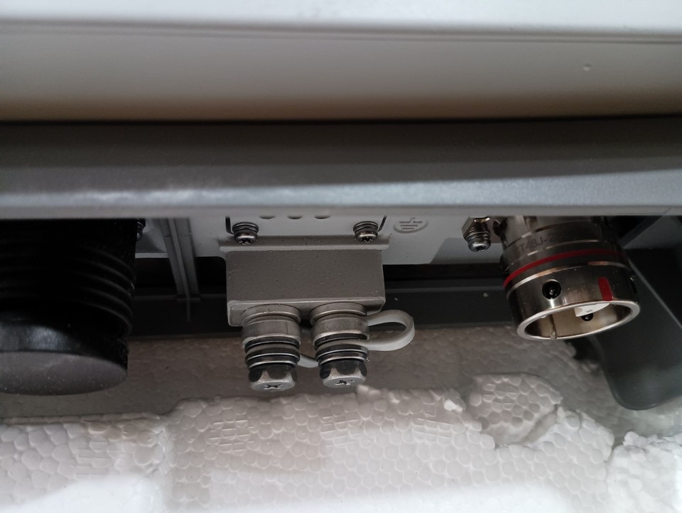 SAMSUNG Networks SG-ARM1AT01VZ Antenna RRU Remote Radio Unit | eBay