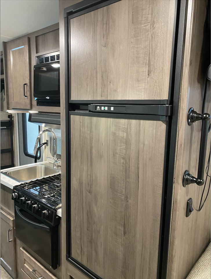 2021 Winnebago Minnie Winnie 22R 22' Class C Motorhome C15177234 | eBay