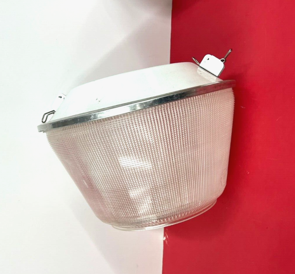 REFRACTOR FIXTURE LENS 6.5" Opening 9"H 12.5" Dia 8" Bottom Hubbell EG ...