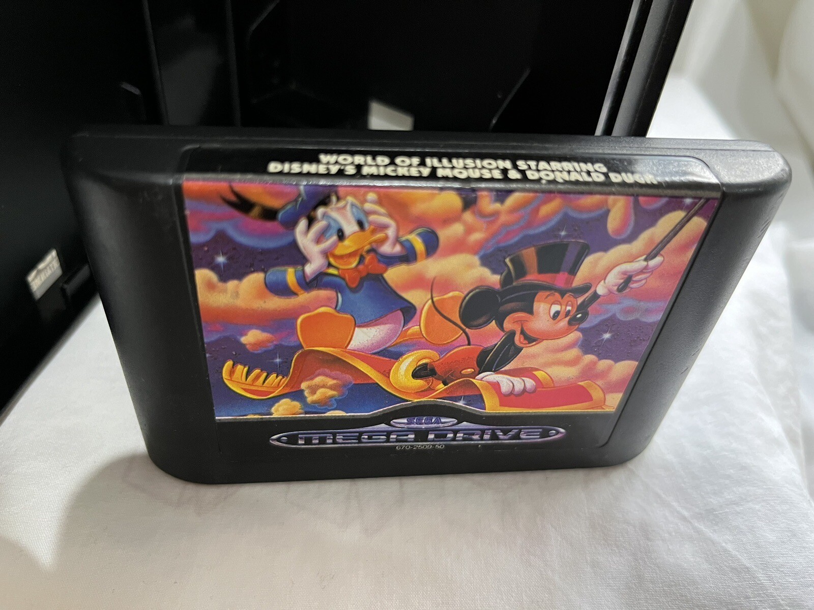 World of Illusion Starring Disney's Mickey Mouse & Donald Duck Sega ...
