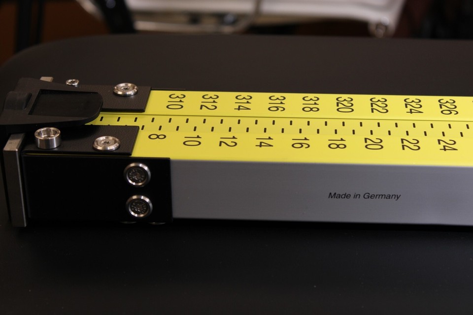 Nedo 80688 Precision Invar Leveling Staff 1,0 cm - graduation 19A, 2M ...