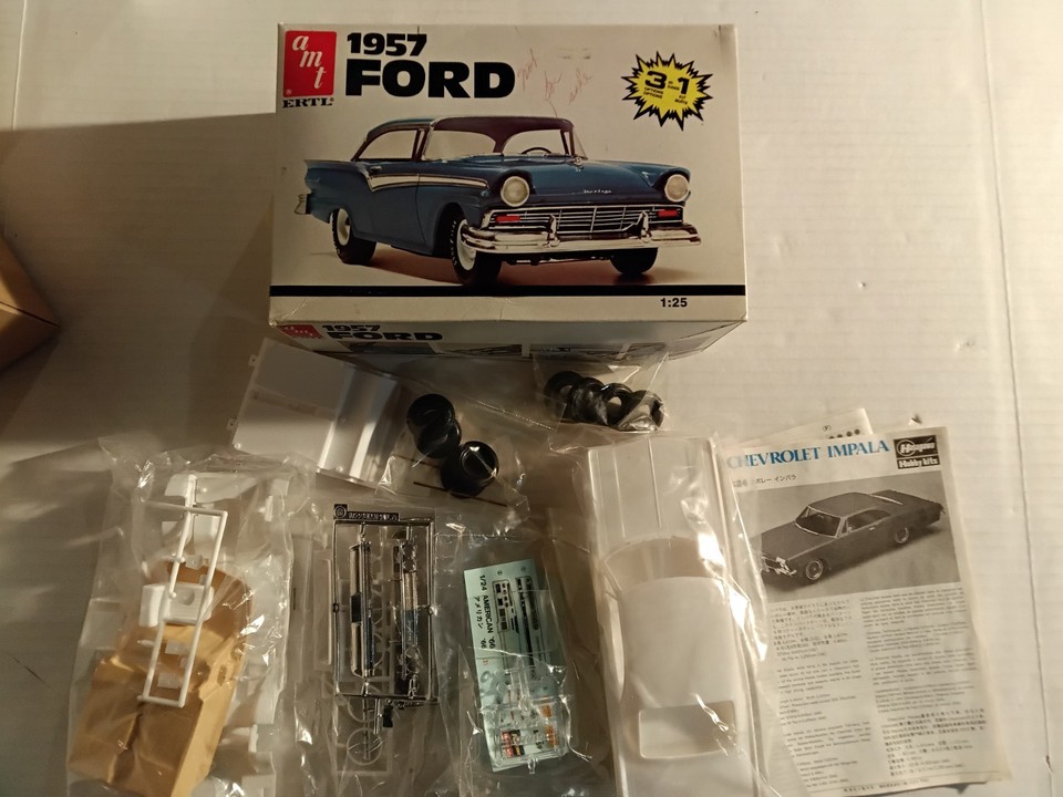 AMT 1957 Ford Open Box Model Kit C-1 | eBay