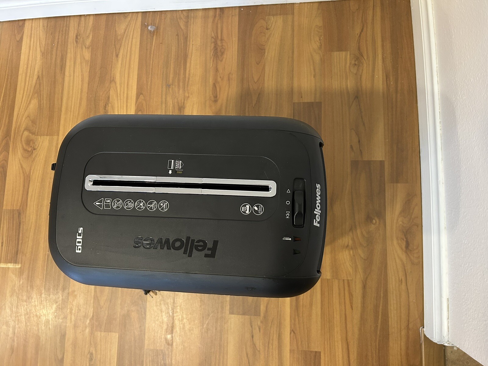 FELLOWES 60cs Paper Shredder | eBay