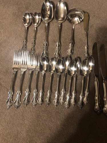 INTERNATIONAL DEEP Silverplate ORLEANS 1964 pattern 19 Pieces ...