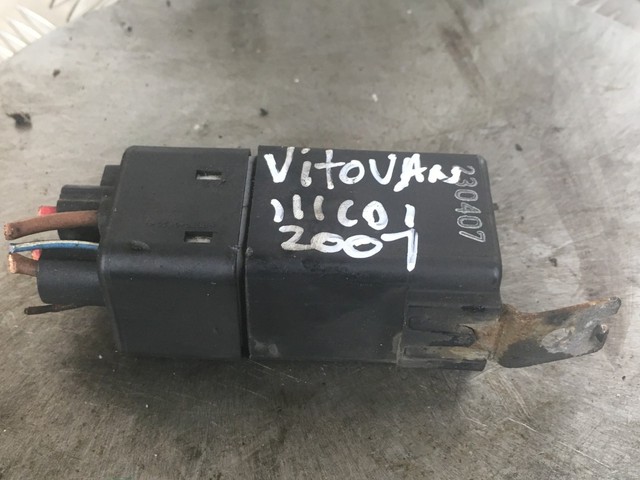 MERCEDES VITO W639 Coolant Fan Relay A0025424419 Genuine 2005 for sale ...