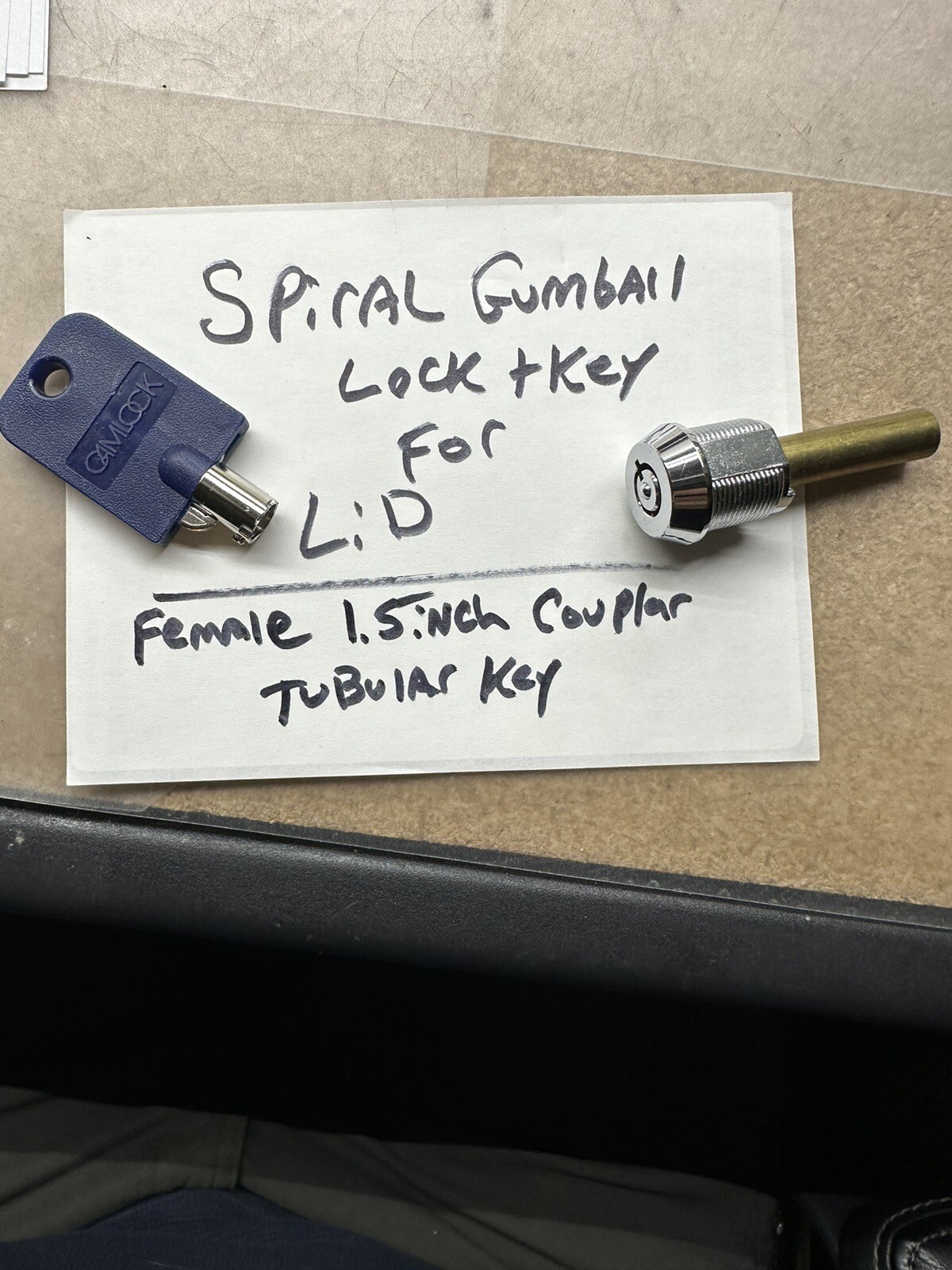 Wizard Spiral Gumball Machine Locks Threaded Screw Tip Bulk Vending Key ...