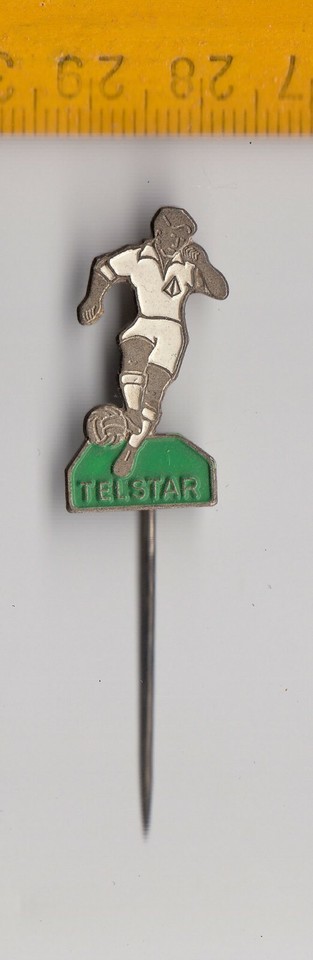 Vintage Dutch Football Player Club pin badge 1960s FEYENOORD PSV AJAX ...