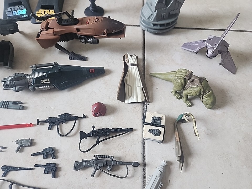 Vintage Kenner Star Wars Lot of 38 Rare Weapons, Original 1990s Micro ...