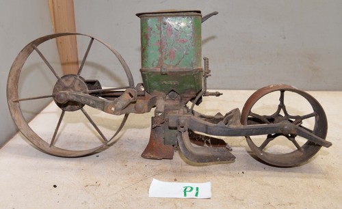 Planet Jr # No 4 seeder head collectible vintage garden farm planting ...