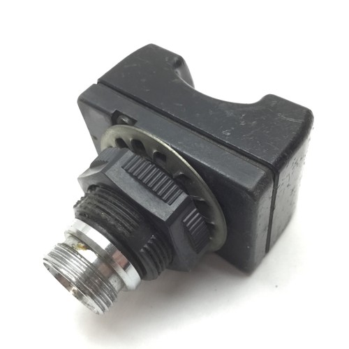 Banner OTBVP6QD Optical Touch Button, Momentary Action, Supply: 10 ...