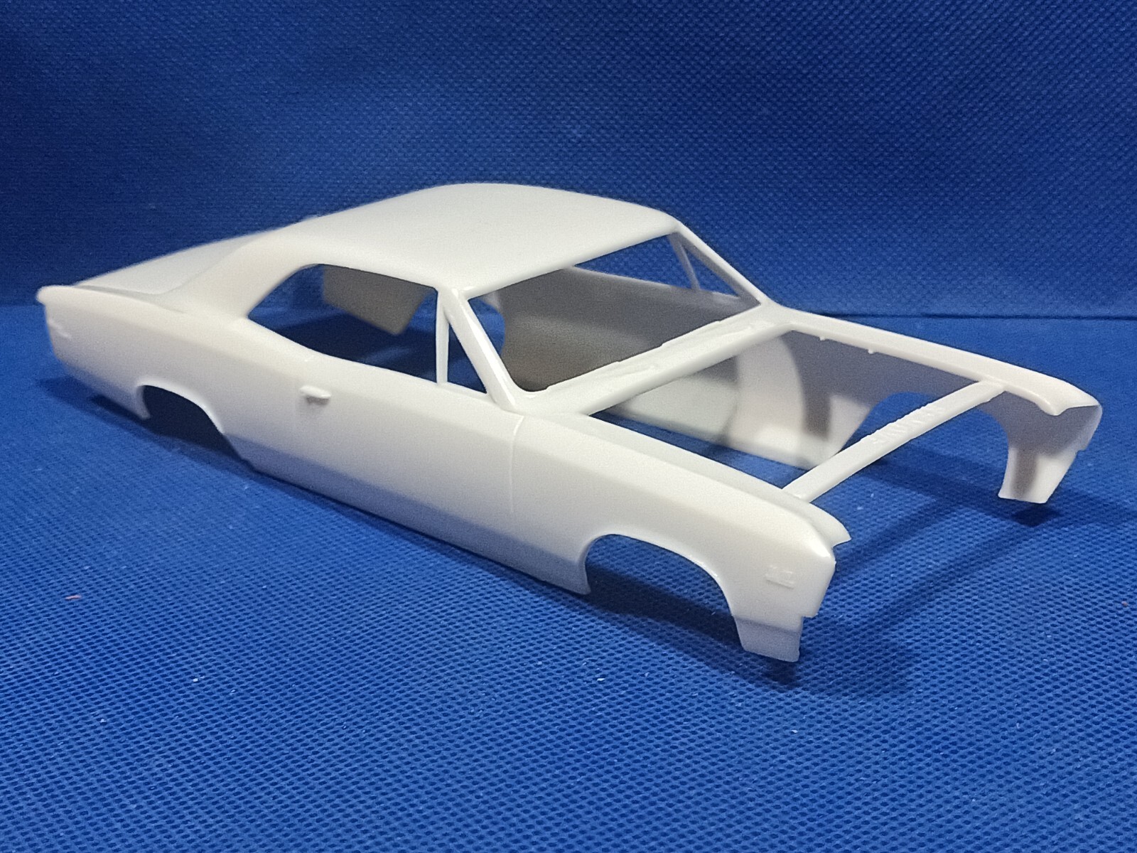 🌟 Tubbed Body Shell & Frame 1967 Chevelle 1:25 Scl 1000s Model Car ...