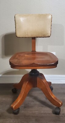 1900-1950 - Antique Bankers Chair