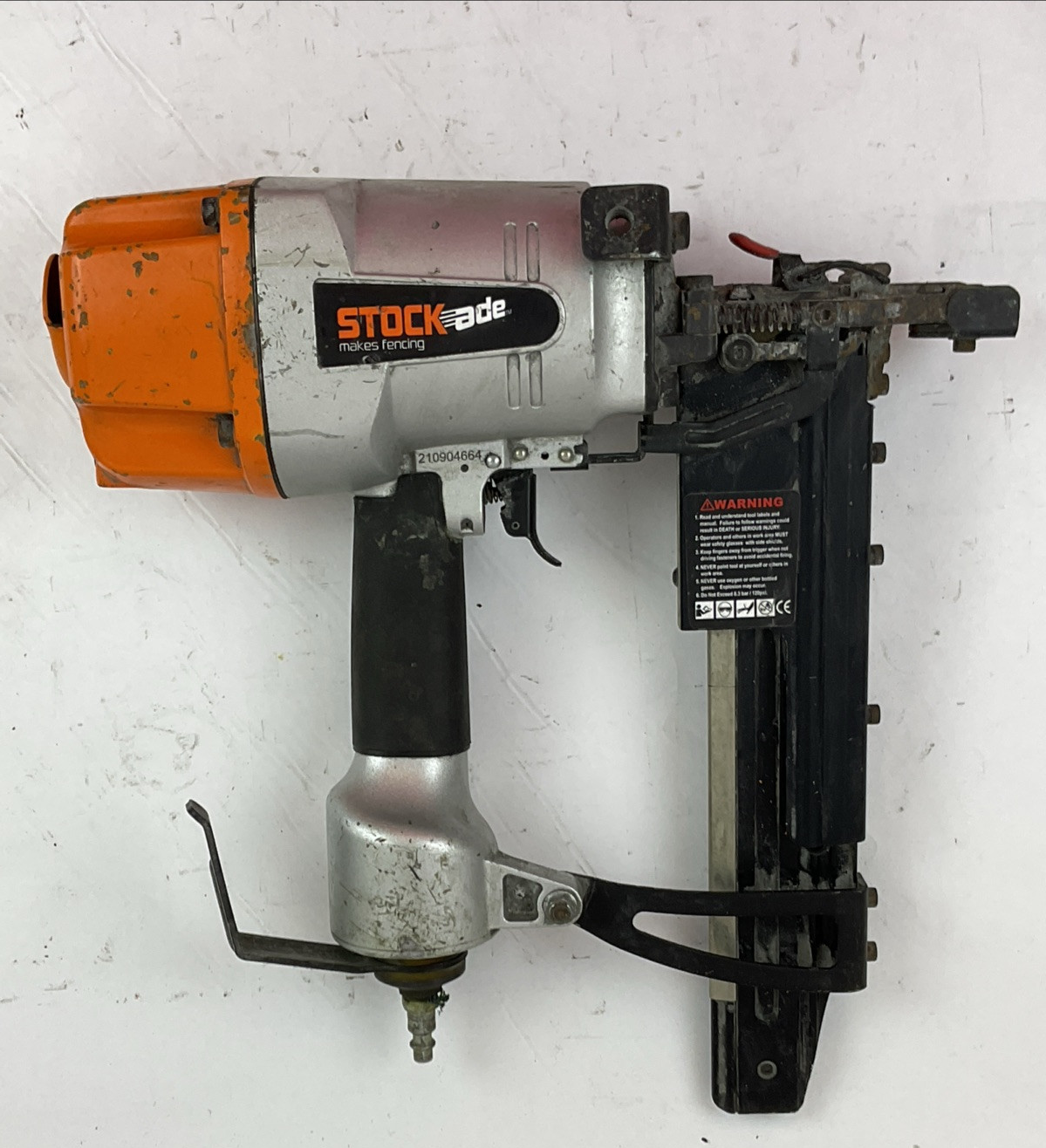 STOCKADE MAKES FENCING ST400 PNEUMATIC FENCING STAPLER | eBay