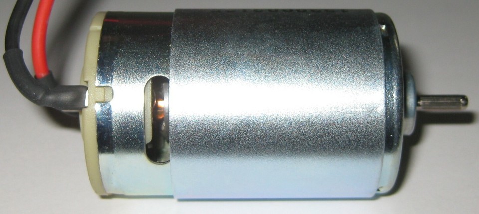 24 V - 1800 RPM - Slow Speed Electric DC Motor w/ Cable + Connector ...