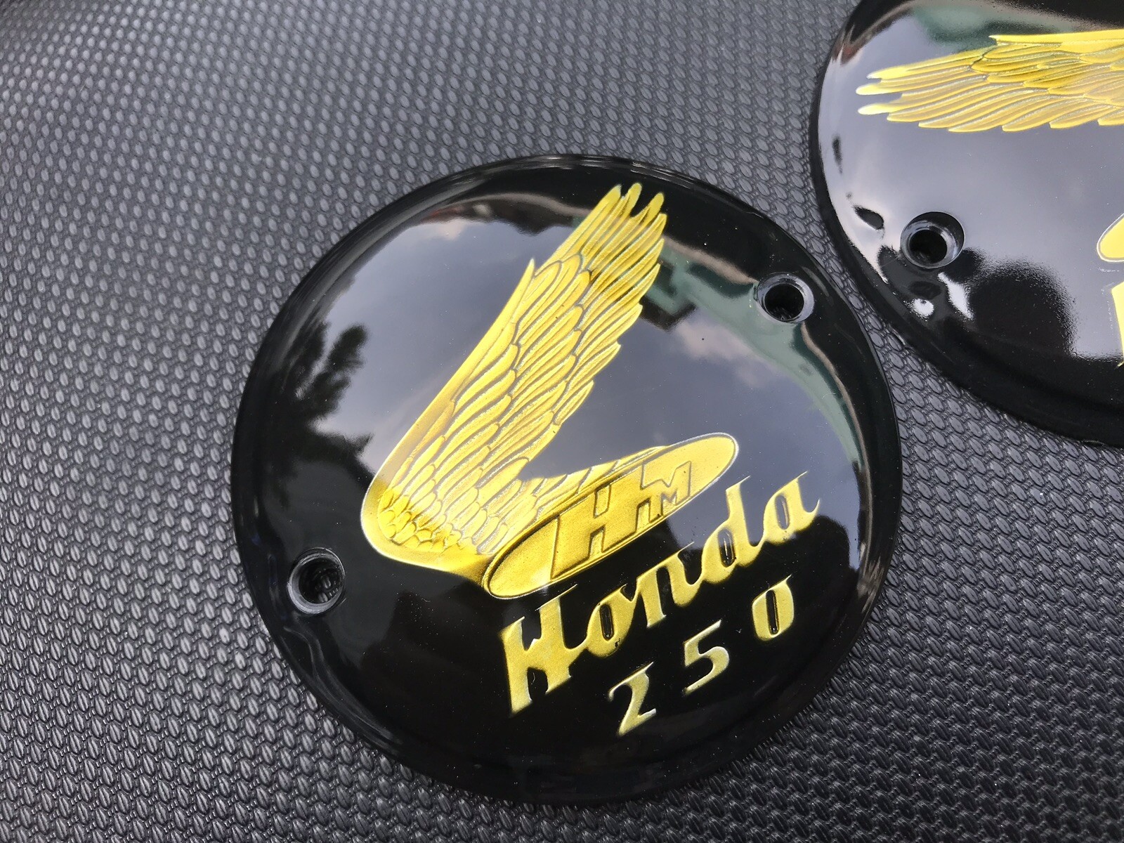 Honda C71 C72 CA72 CB72 CB250 CD250 CL72 L/R Fuel Tank Badges Emblem ...