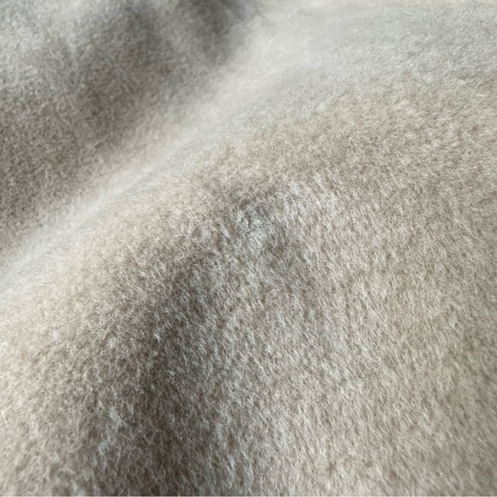 Rare Vintage Escada Cashmere Angora Wool Cream Wrap T… - Gem