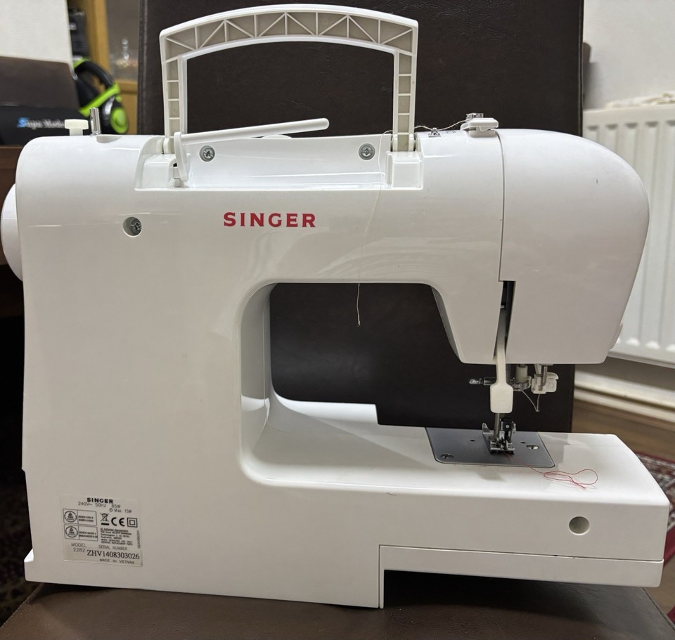 Singer Sewing Machine | eBay UK