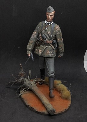 Scale miniatures 1/16 assembled & detailed painted German grenadier NCO ...