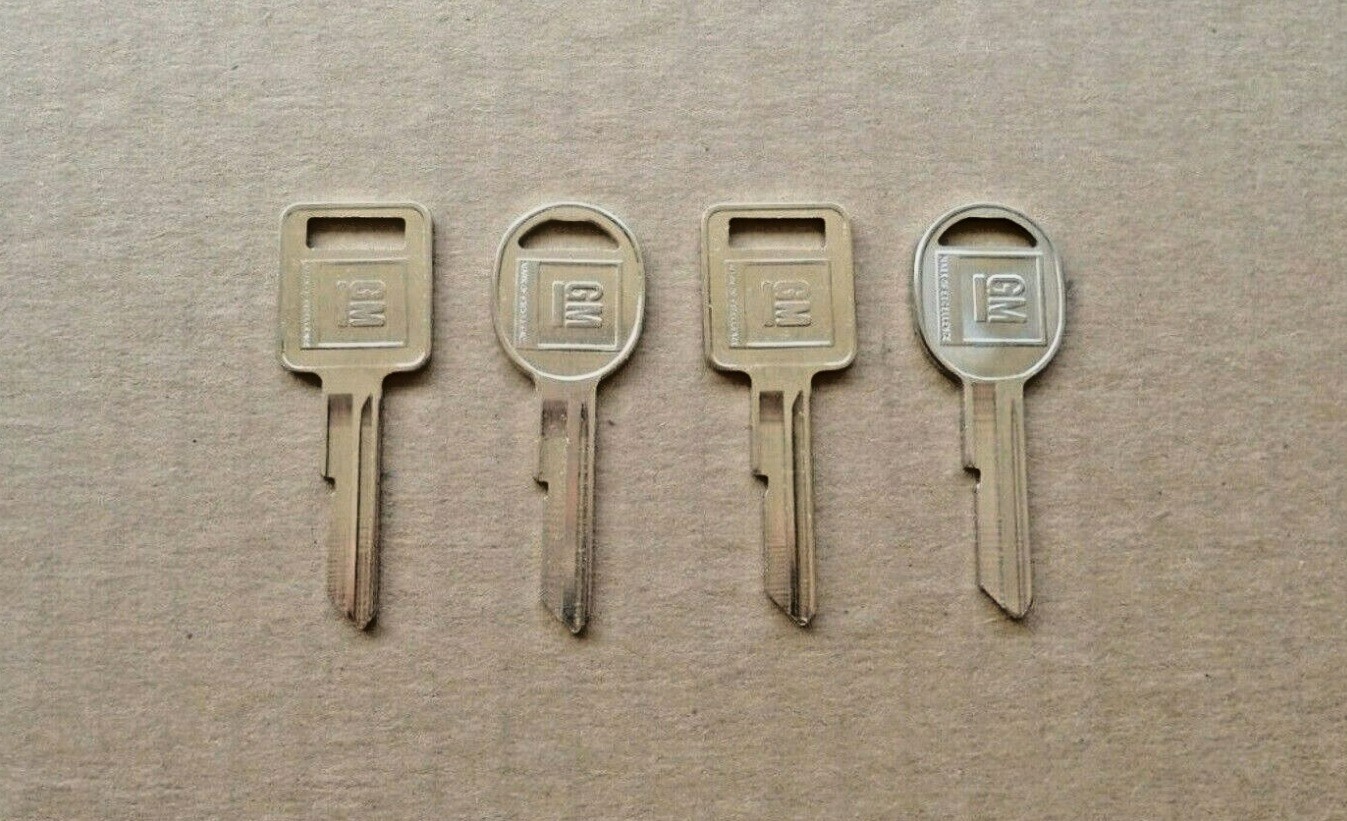 4 VINTAGE NOS KEY BLANKS! FOR GM CADILLAC BUICK OLDSMOBILE FLEETWOOD ...