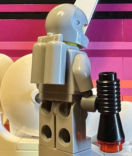 🚨 LEGO Classic Grey Spaceman Moto Grey Helmet / Grey Air Tank | eBay