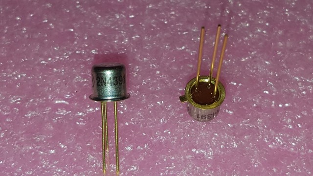 50ea Motorola and SILICONIX J-fet 2N4391 Transistors To-18 for sale ...