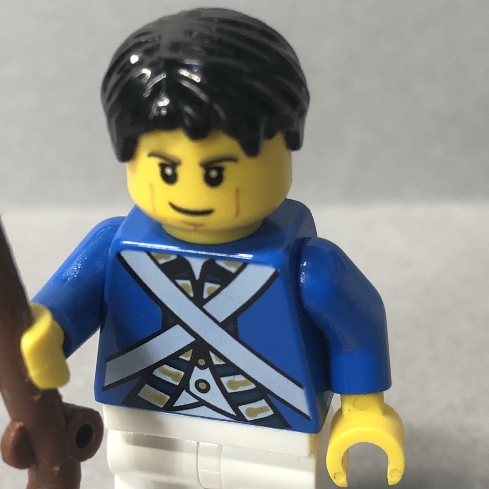 Lego Bluecoat Soldier 6 Minifigure Cheek Lines Black Hair Pirates pi174 ...